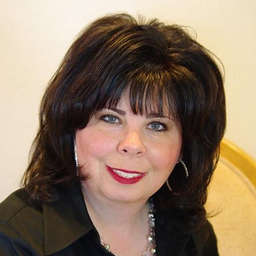 Lisa Pizzuti - Owner and Designated Broker @ Built By Referral Realty ...