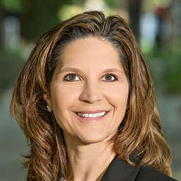 Stephanie Graves - Co-Founder and CEO @ Q10 Property Advisors ...