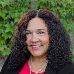 Nicole Blais - Crunchbase Person Profile