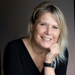 Karine Pinon - Co-Founder & General Manager @ Laboratoire XO ...