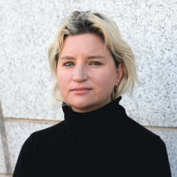 Amber Sasse - Head of Development @ Creative Time - Crunchbase Person ...