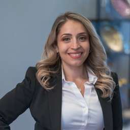 Jennifer Ramirez - Founder and Executive Director @ And Rise Women ...