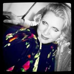 Bridget Devlin - Head Of Marketing @ CarClarity - Crunchbase Person Profile